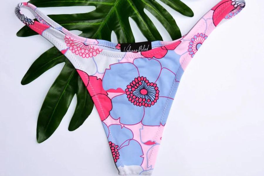 El arte de mezclar y combinar: Cómo crear tu propio conjunto de bikini ...
